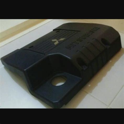 Mitsubishi Lancer 1 6 Cs3 Engine Cover Cars On Carousell