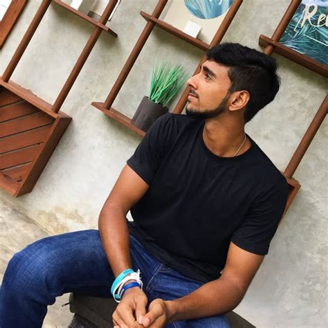 Hansana Keshan Hansana On Threads