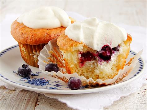 muffinki z serem i borówkami PrzyslijPrzepis pl
