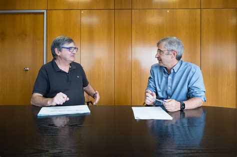 El Servicio Cántabro De Salud Inicia Una Ronda De Contactos Institucionales Con Los Sindicatos