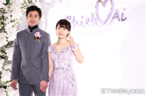 江宏傑太摳？櫃姐爆「他豪砸上百萬」名牌包都送福原愛 購物清單曝 Ettoday星光雲 Ettoday新聞雲