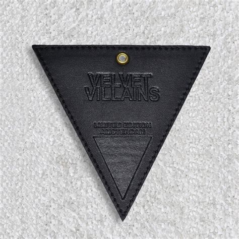 Leader Labels Can Labels