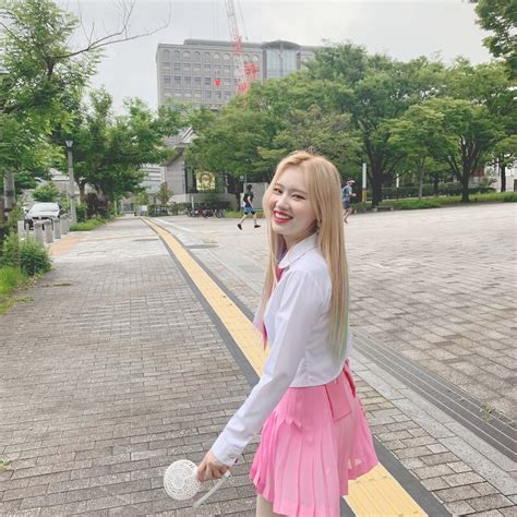 190719 Lucy Twitter Updates Kpopping