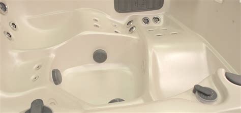 How To Clean Your Acrylic Spa Shell Spa World Australia