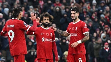 Siapa Prioritas Kontrak Liverpool Saat Ini Mohamed Salah Dan Trent Alexander Arnold Atau VVD