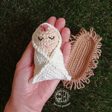 Presépio Amigurumi Menino Jesus Manjedoura no Elo7 Toca dos