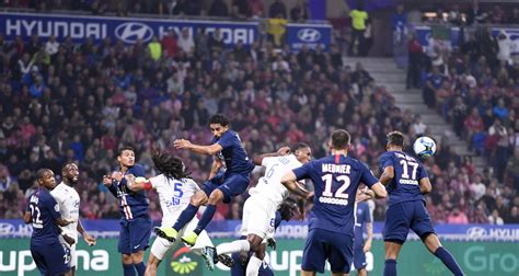 Résultat Ligue 1 Lol Tient Difficilement En échec Le Psg à La Pause