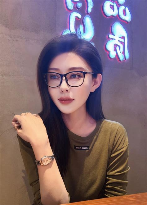 나는 남편을 찾고 싶다 착하고 나를 사랑하는 사람은 나에게 좋은 남자다 나이 외모는 중요하지 않다 좋은친구 좋은인연만들기