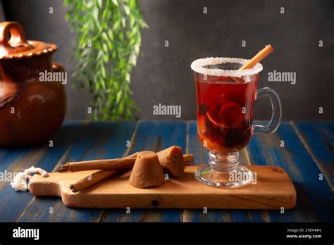 Ponche De Frutas Navideño In Mexico Christmas Fruit Punch Is A Hot
