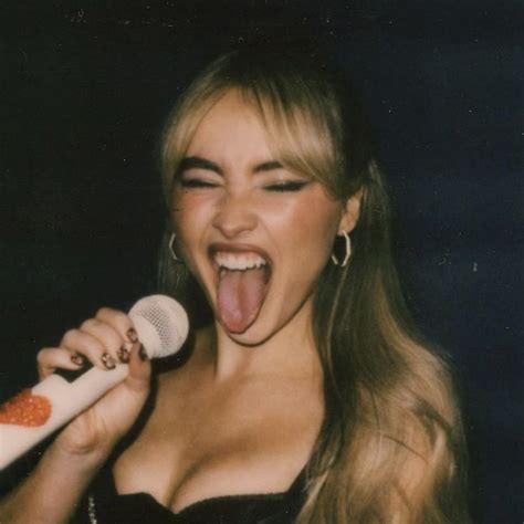 Sabrina 𝐈𝐂𝐎𝐍𝐒 Sabrina Carpenter Sabrina Carpenter Outfits Sabrina