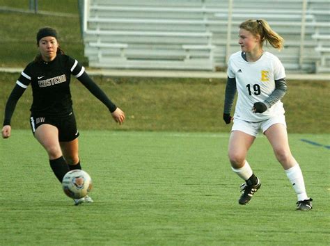 East Grand Rapids Girls Soccer Team Has New Look This Season