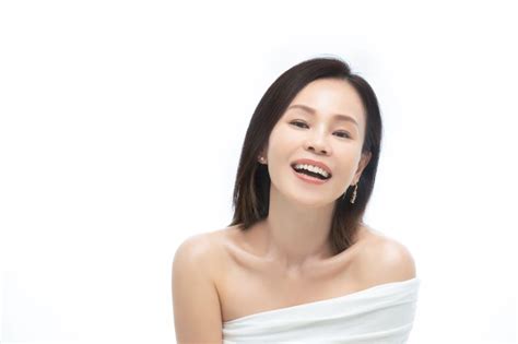 彭佳慧力挺！黃嘉千聞離婚掩面痛哭 夏克立嘆：被噤聲 娛樂 Nownews今日新聞