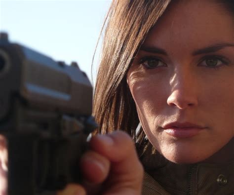 Descargar Las Imágenes De Taylor Col Gratis Para Teléfonos Android Y Iphone Fondos De Pantalla