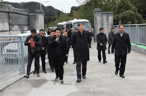 中央第五生态环境保护督察组到市水投公司督查坝黄镇龙井坝饮用水水源地上移工程 贵州省铜仁市城市交通开发投资集团股份有限公司铜仁城交集团铜仁市