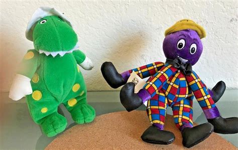 Vintage Wiggles Dorothy The Dinosaur And Henry The Octopus 8” Plush Toys