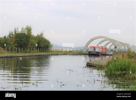 The Falkirk Wheel A Rotating Boat Lift In Tamfourhill Falkirk In