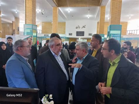 برگزاری نمایشگاه دستاوردهای دانشکده فناوری های نوین در خصوص تجهیزات و نرم افزار های پزشکی