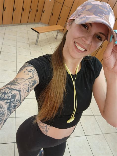 Just A Gym Rat Doing What I Love Most 😜 Rselfie