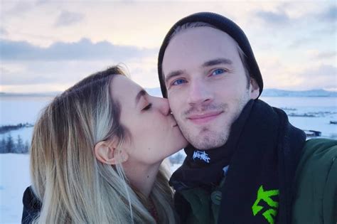 Pewdiepie And Marzia Bisognin Wedding Youtuber Marries Longtime