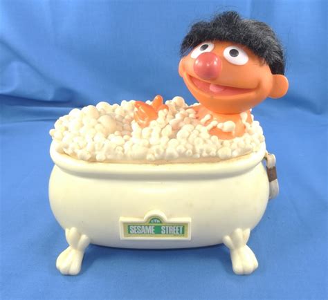 Vintage 1976 Sesame Street Ernie In Bubble Bath Bathtub Working Am