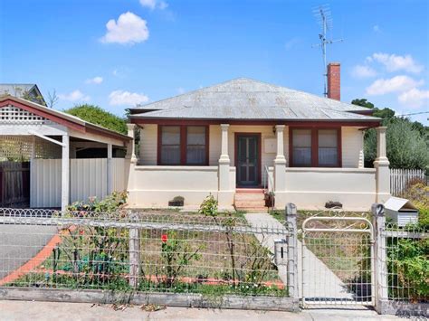 2 Denham Street Eaglehawk VIC 3556 Realestate Au