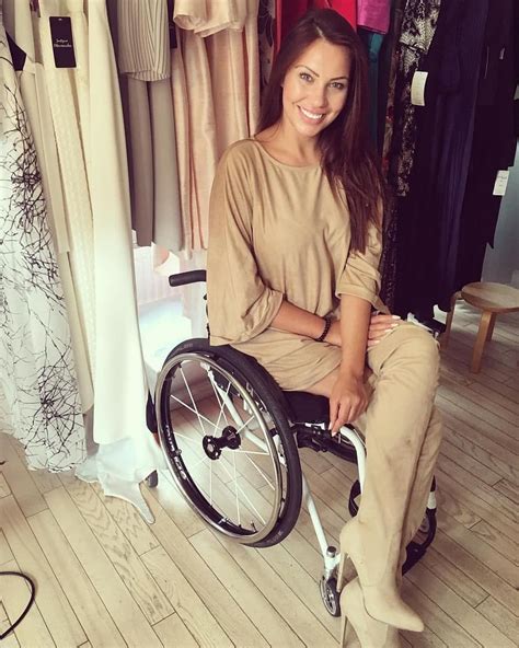 Wheelchair Amputee Beautiful Wheelchairlife Paraplegic Oneleg