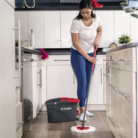 Easywring™ Spin Mop And Bucket System O Cedar®