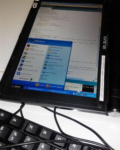ปักพินในบอร์ด Insta Arduino