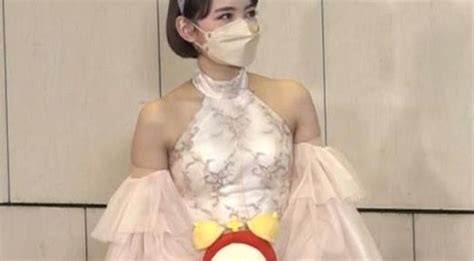 葵わかな エロ画像まとめ 2記事 胸チラ・パンチラ・おっぱい等のお宝画像