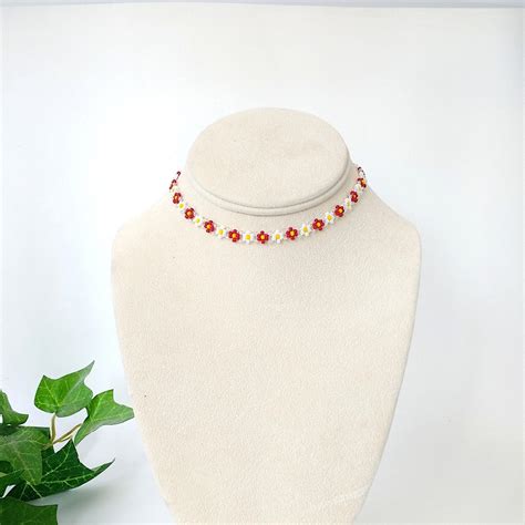Red Daisy Choker Necklace Custom Seed Bead Choker Beaded Flower