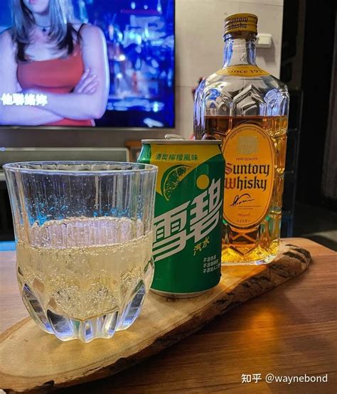 三得利角瓶威士忌：温暖你的冬季 知乎