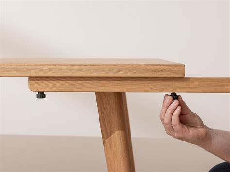 Extendable Light Solid Oak Scandinavian Dining Table Grain Frame