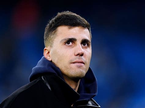 Man City Star Rodri Returns To Individual Training After Serious Knee