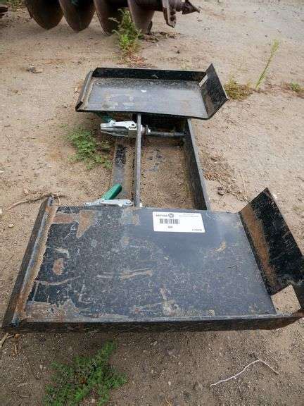 Quick Attach Plate To Fit Bobcat Mt55 For Dingo Attachments Roller