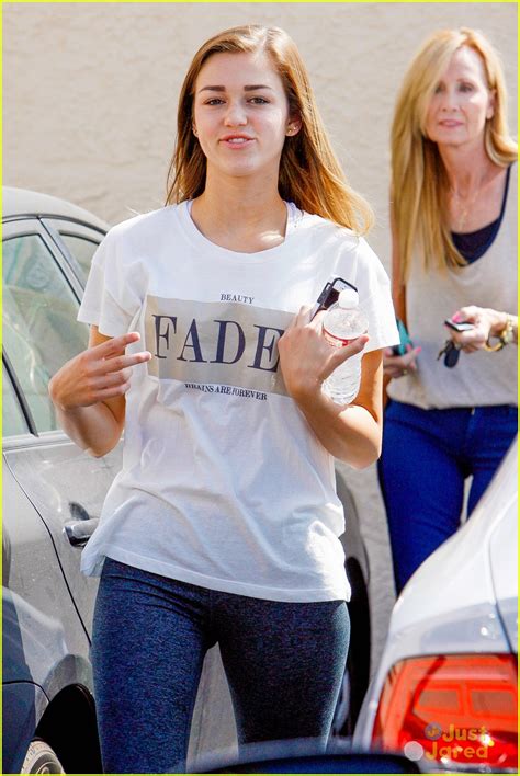 Sadie Robertson Is So Excited About Mondays Dance Photo 721201
