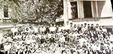 Битола Учениците од Нижото Музичко училиште во Битола 1957 58 г кога