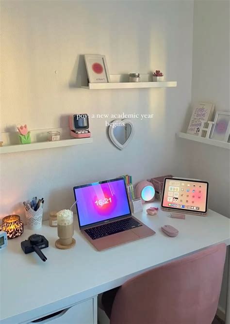 Ninaa Ninaafloy • Instagram Photos And Videos Hayallerdeki Odalar Oda Dekorasyonu Oda