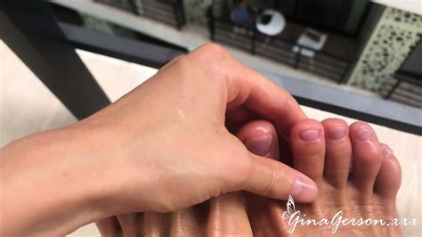 Gina Gerson Feet Balkon Eporner