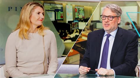 Daniel J Ivascyn Pimco