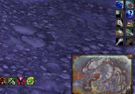 bottom left screen is zone map bugged is not moveable cover the