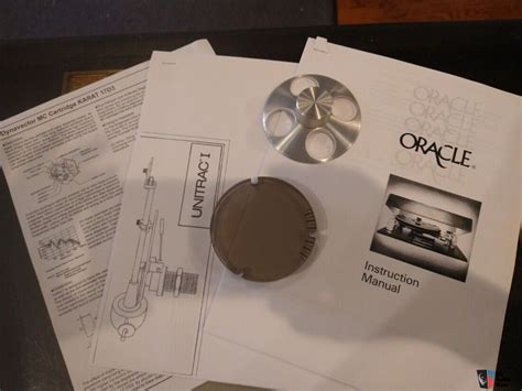 Restored Oracle Delphi Mk 1 Turntable