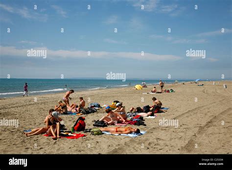 Lespiguette Beach Hi Res Stock Photography And Images Alamy