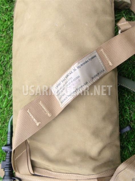 Usmc Tactical Hydration System Coyote Marine Carrier Assembly With 3 L