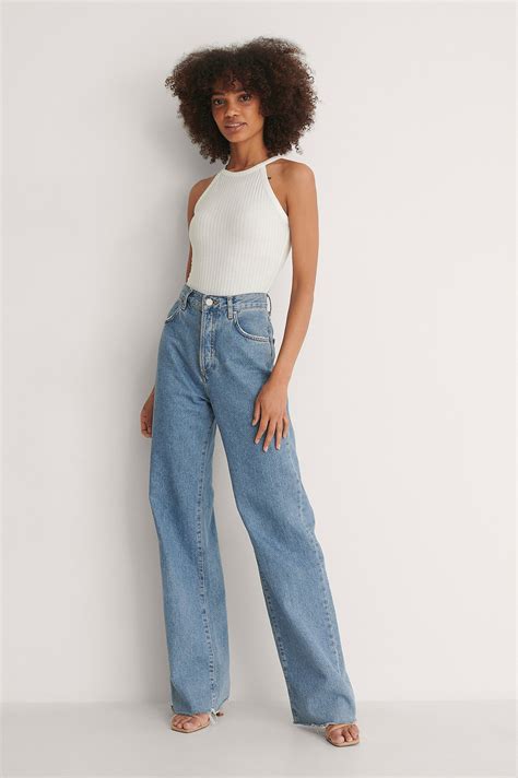 High Neck Ribbed Body White Na