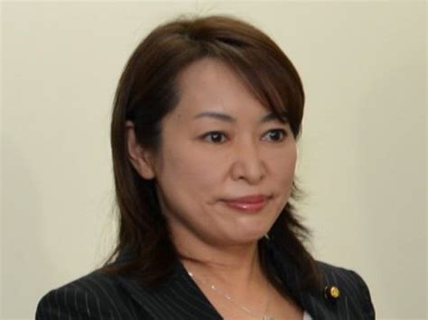 また”文春砲”森まさこ首相補佐官に「官邸の私物化」報道で批判相次ぐ 「首相官邸は自民議員の遊園地」「脱帽の危機管理」：中日スポーツ・東京中日スポーツ