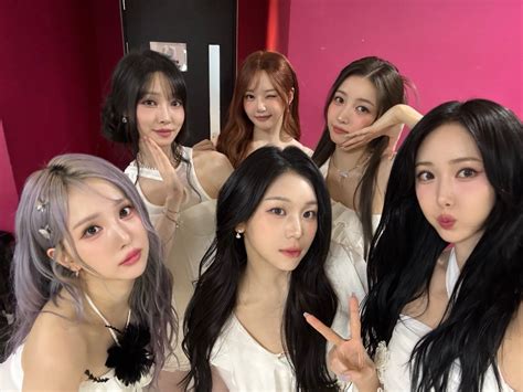 Gfriend出道10週年新歌〈season Of Memories〉mv公開，6人完整體打歌舞台展現成員更加升級的美貌！ Ksd 韓星網