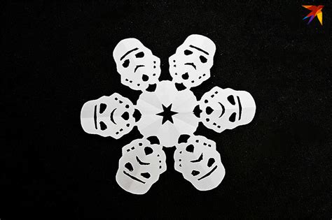 Новогодние трафареты на окна 2025 распечатать картинки снежинки