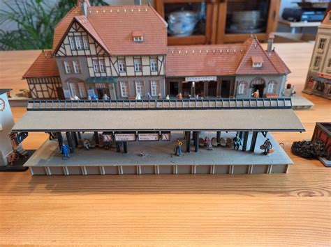 Faller Pola H0 Modeltreingebouwen 8 Station Schwarzburg Met
