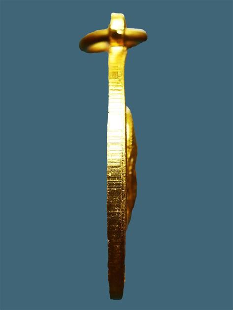 เหรียญหลวงพ่อเงิน วัดดอนยายหอม รุ่นสุดท้าย พิมพ์เล็ก ปี 2518 เนื้อทองคำ Ennxo