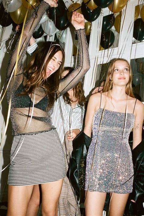 Stylish Christmas Party Outfits For Every Occasion